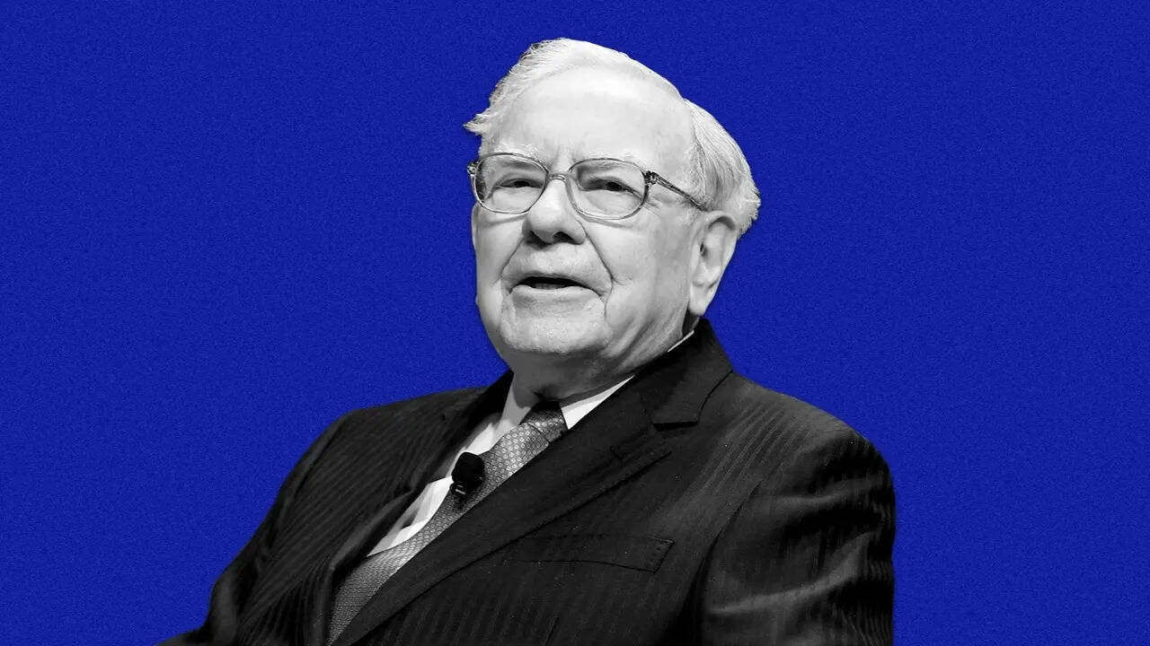 8 unforgettable Warren Buffett quotes about money habits and smart living