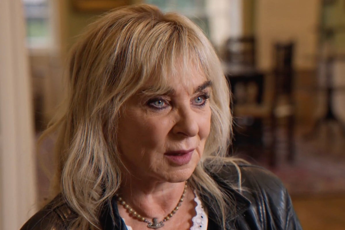 Helen Lederer reads a poem by Harry Baker in memory of Tony Slattery