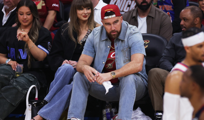 ESPN commentators snub Taylor Swift with an offensive gesture that ...