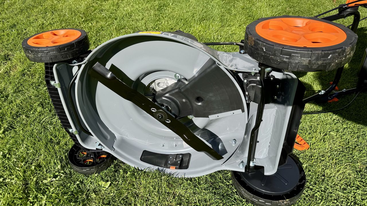 Your mower blade is probably blunt – here’s how to sharpen it in 5 ...