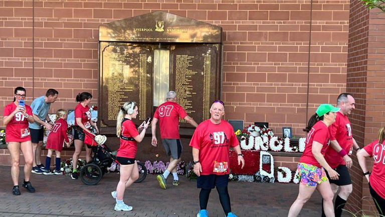 Hundreds join Hillsborough memorial run