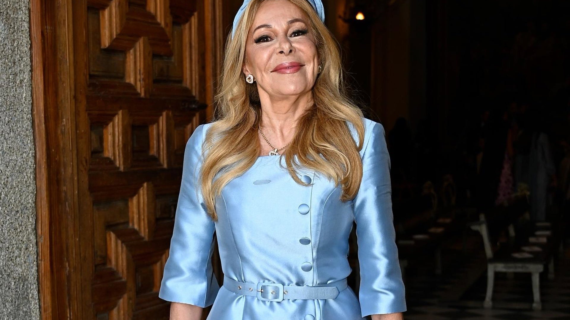 Ana Obregón se emociona en la boda de su sobrina al recordar a Aless