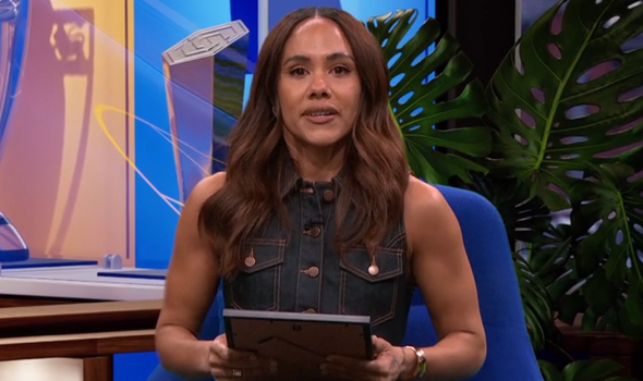Alex Scott breaks down in tears to sign off last Football Focus show ...