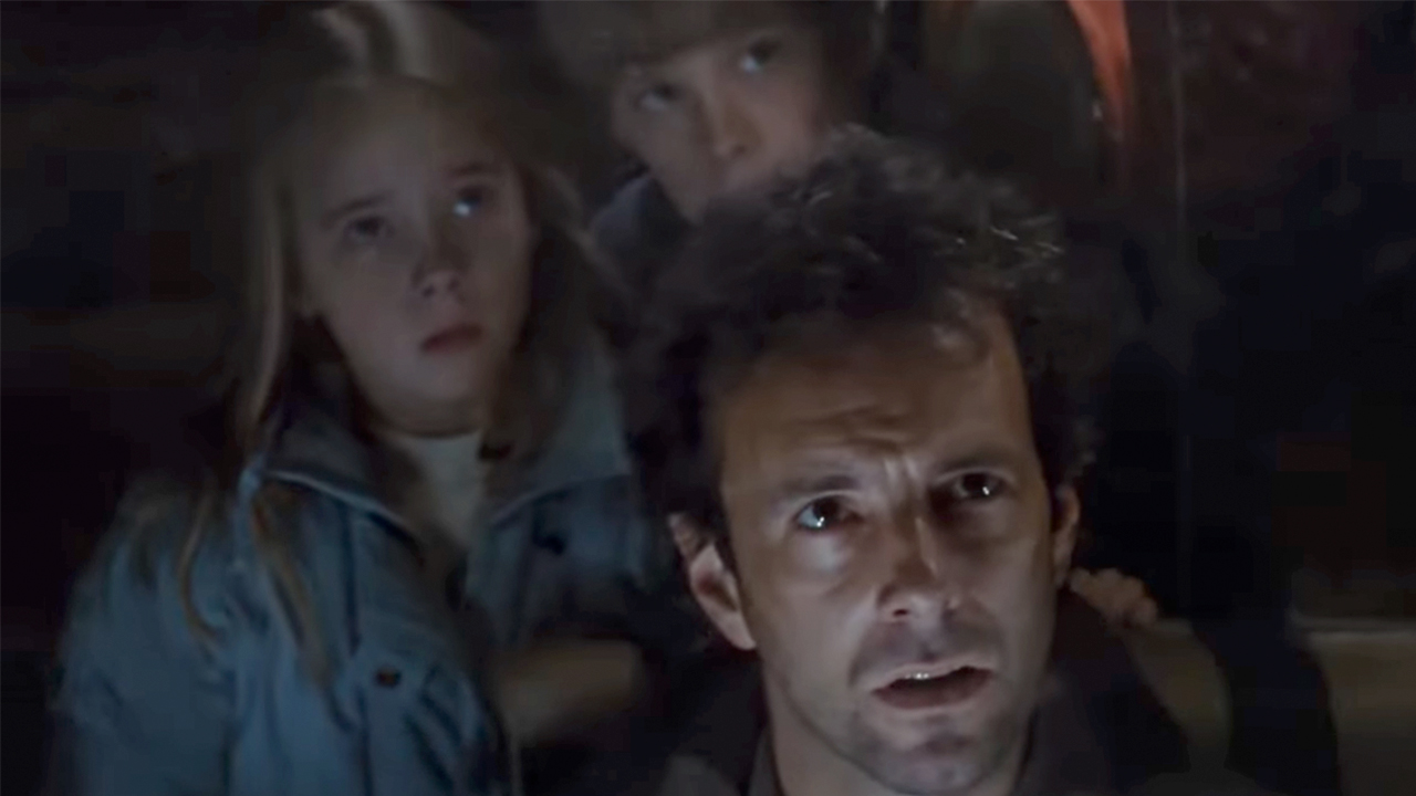 The Aliens director’s cut makes one great change and one terrible change
