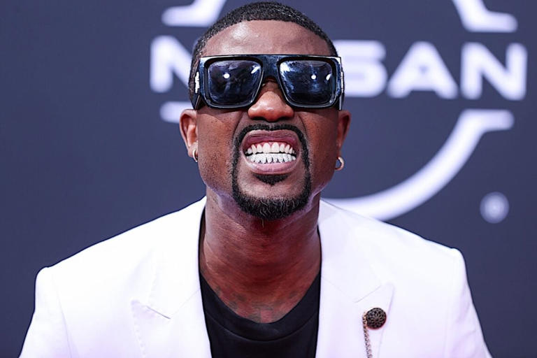 Ray J gets knocked out by Supah Hot Fire at Brand Risk 14 MMA event ...