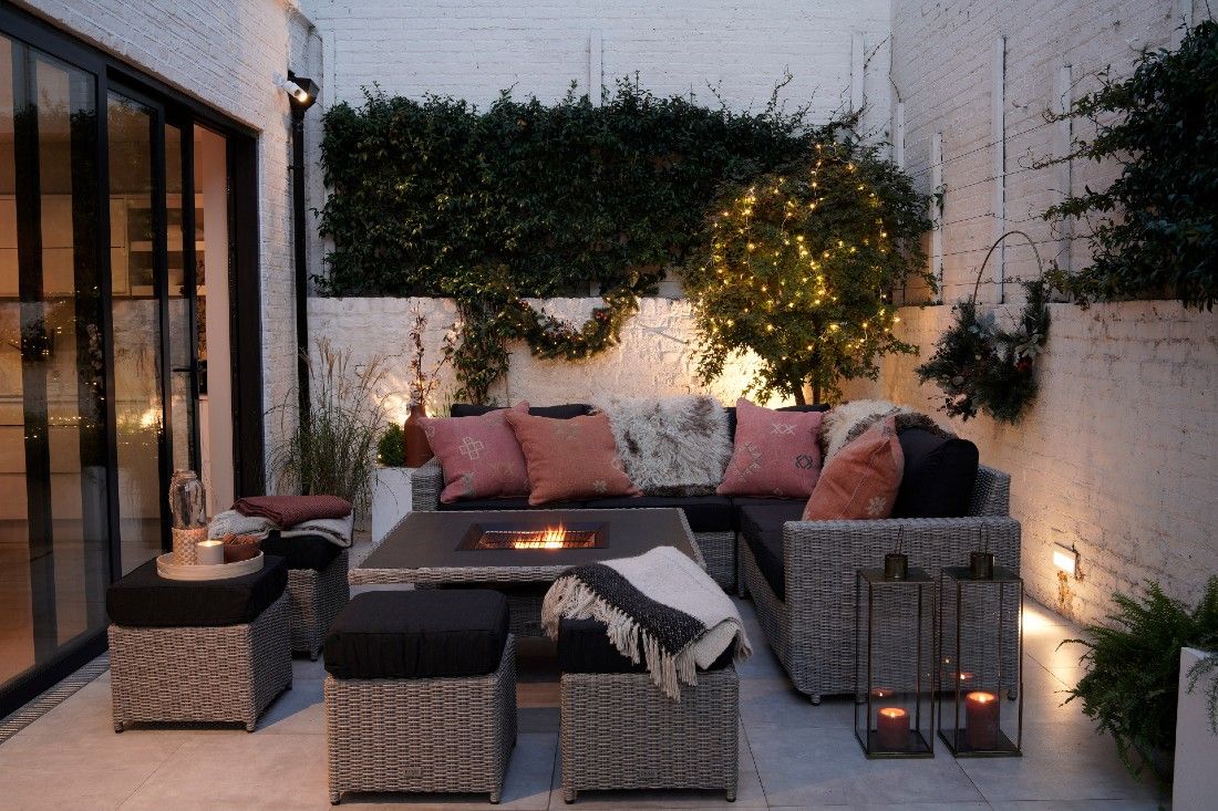 Fire pit ideas for backyards, big and small