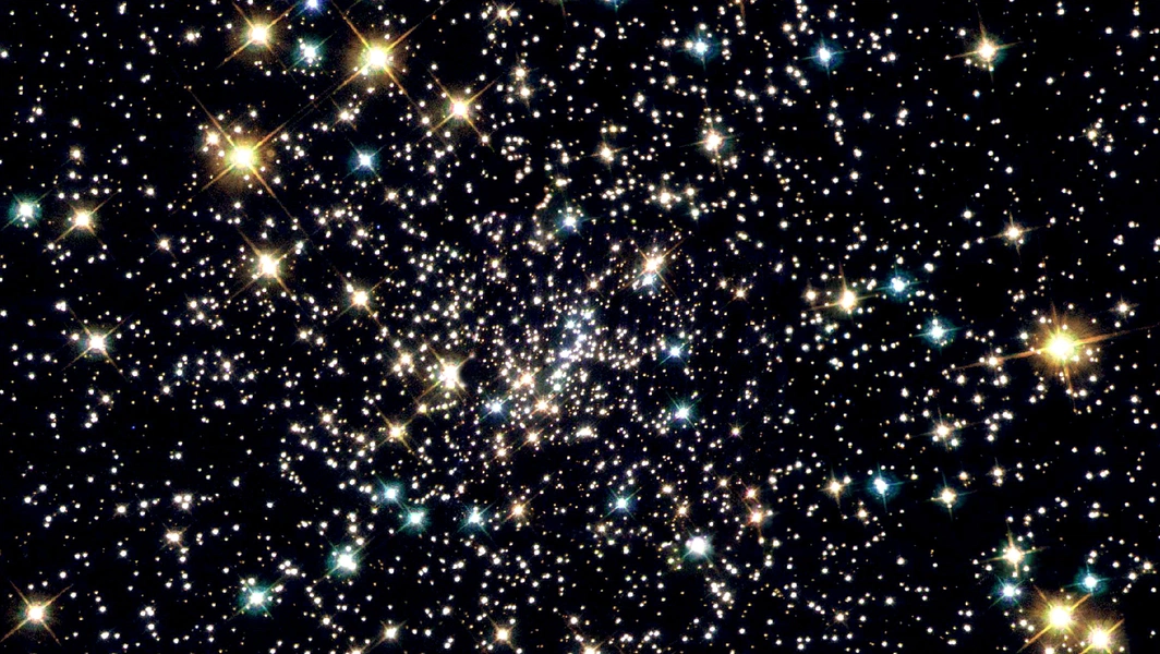 Webb and Hubble show massive star clusters clear gas faster