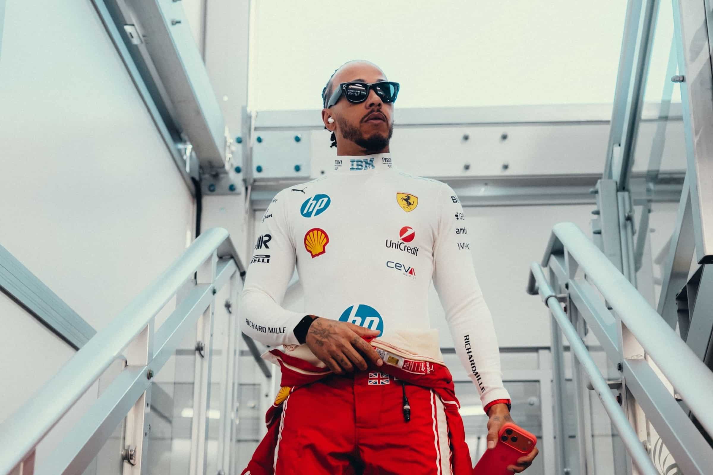 Lewis Hamiltonilta synkkä arvio – toinen F1-kuski varoitti kaaoksesta