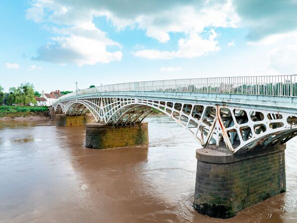 World's largest iron arch road bridge connecting 2 UK countries closes ...