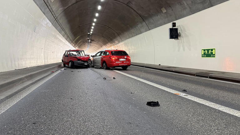 Unfall in Bazenheid SG: Schwangere Frau (29) bei Frontalcrash schwer ...