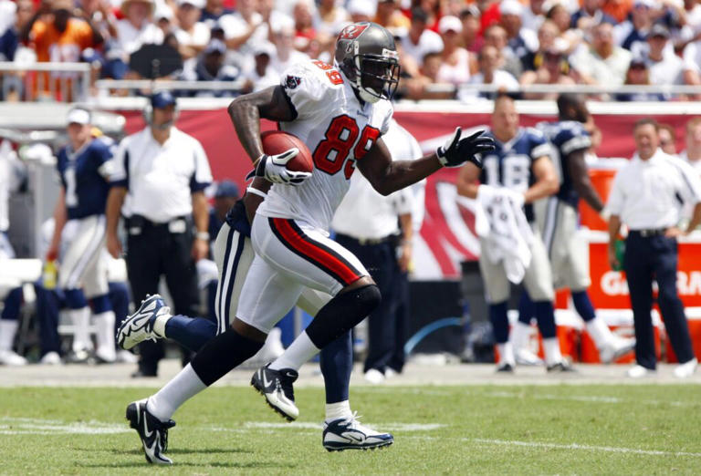 Antonio Bryant once threw his jersey in Bill Parcells’ face