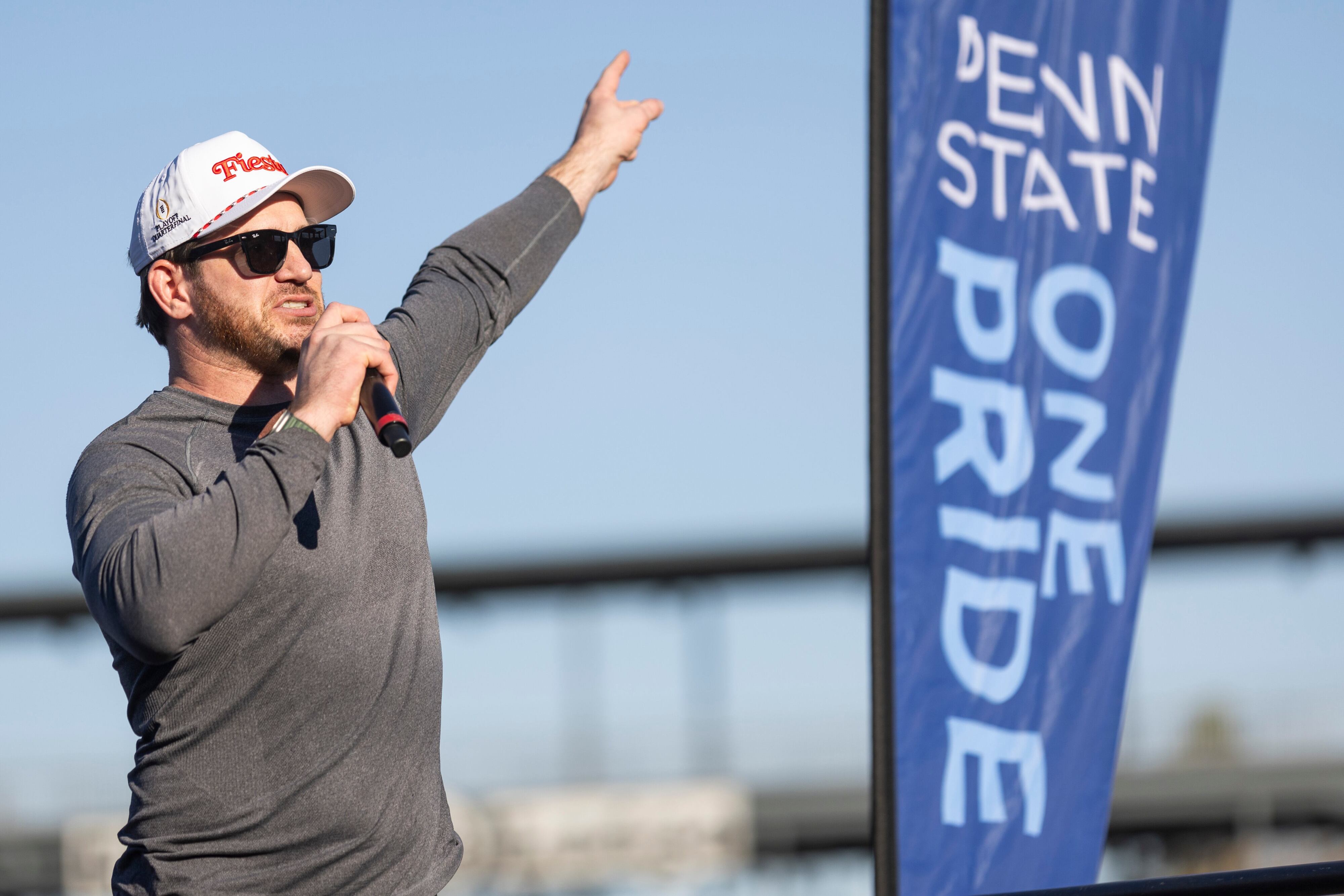 Former Penn State captain Michael Mauti flies with Blue Angels