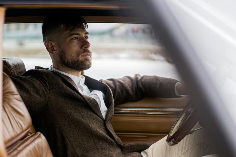 8 types of men women tend to notice right away