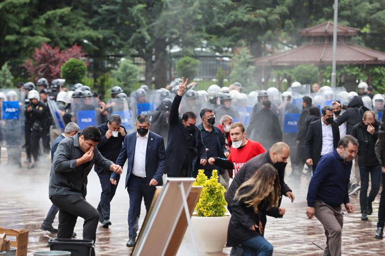 Turkey riot police fire tear gas into CHP HQ to evict its ousted ...