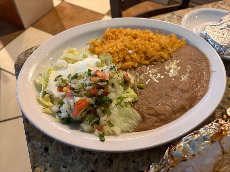 6 Mexican restaurants in Mississippi where the chips and salsa alone ...