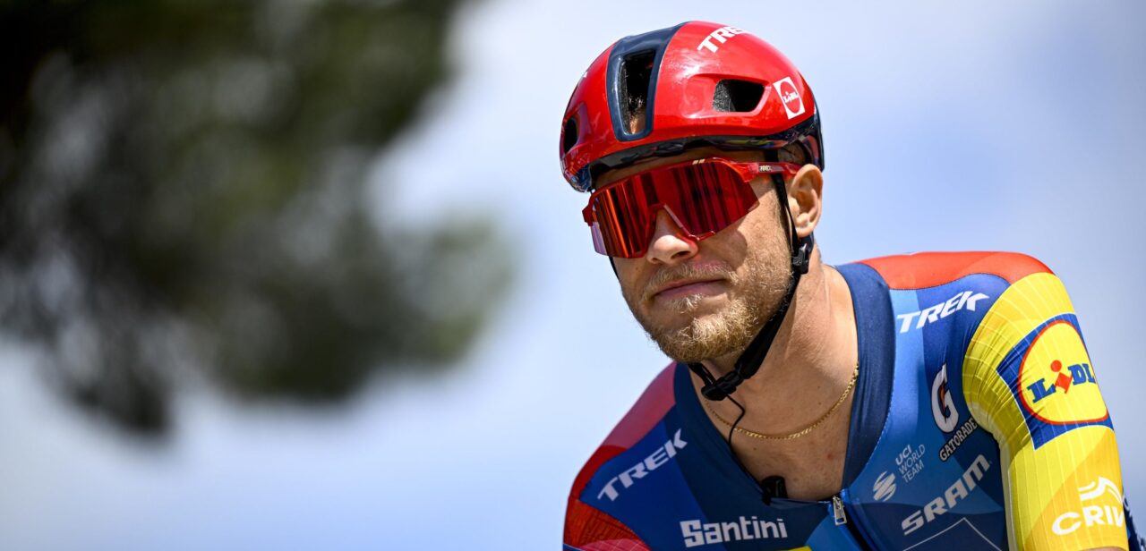 Nog zegeloze Jonathan Milan voelt druk in sprintetappe: "Kunnen er niet ...