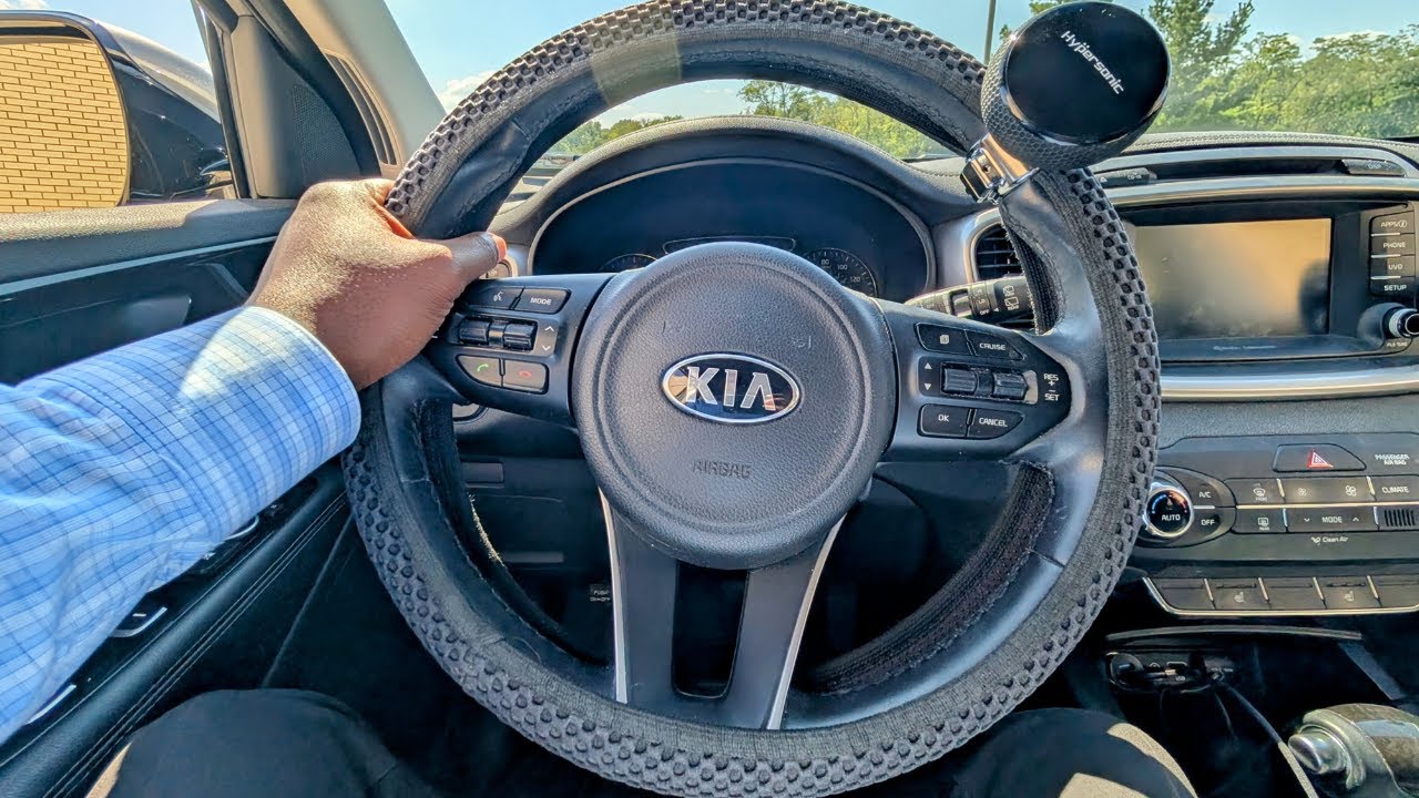 20 absurd car features that we don't see in cars anymore