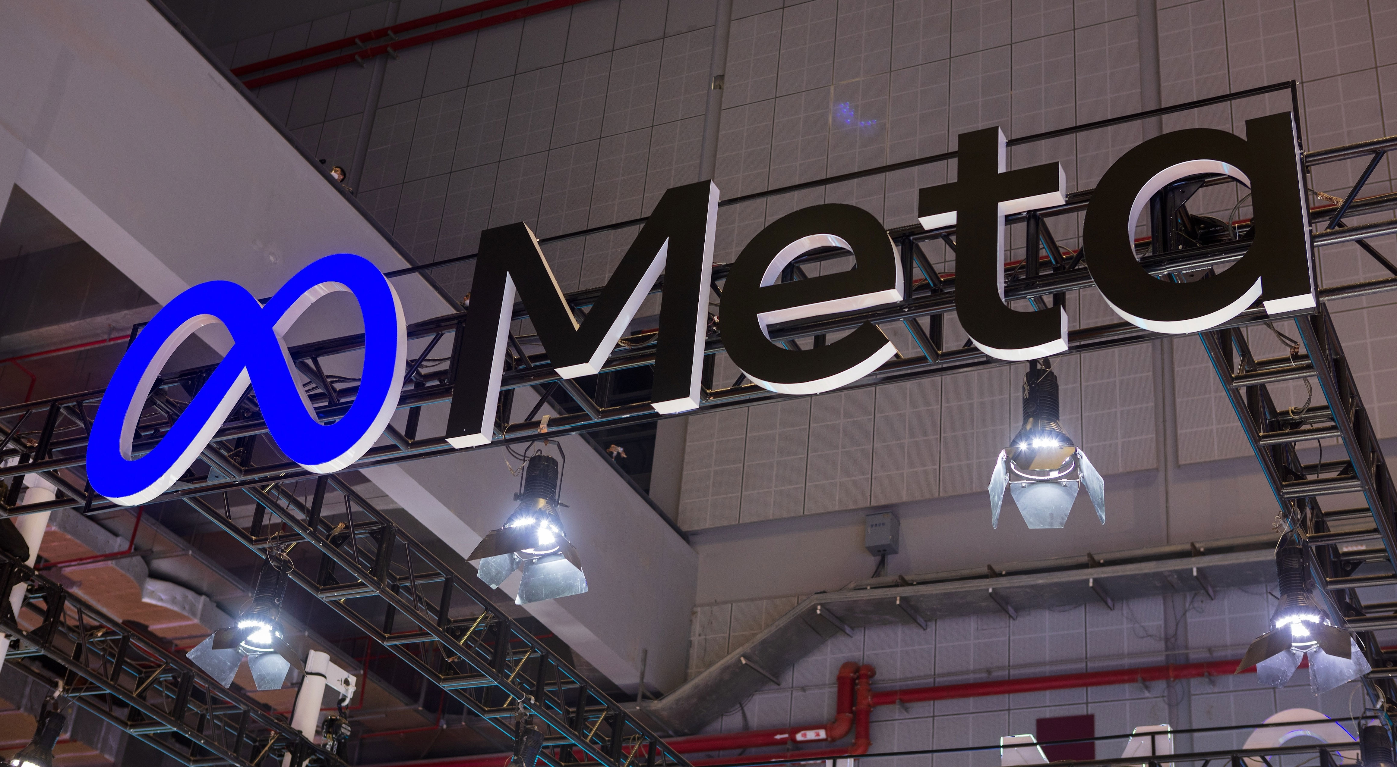 Bloody Thursday: Up to 18,000 people lose jobs or face buyouts at Meta ...