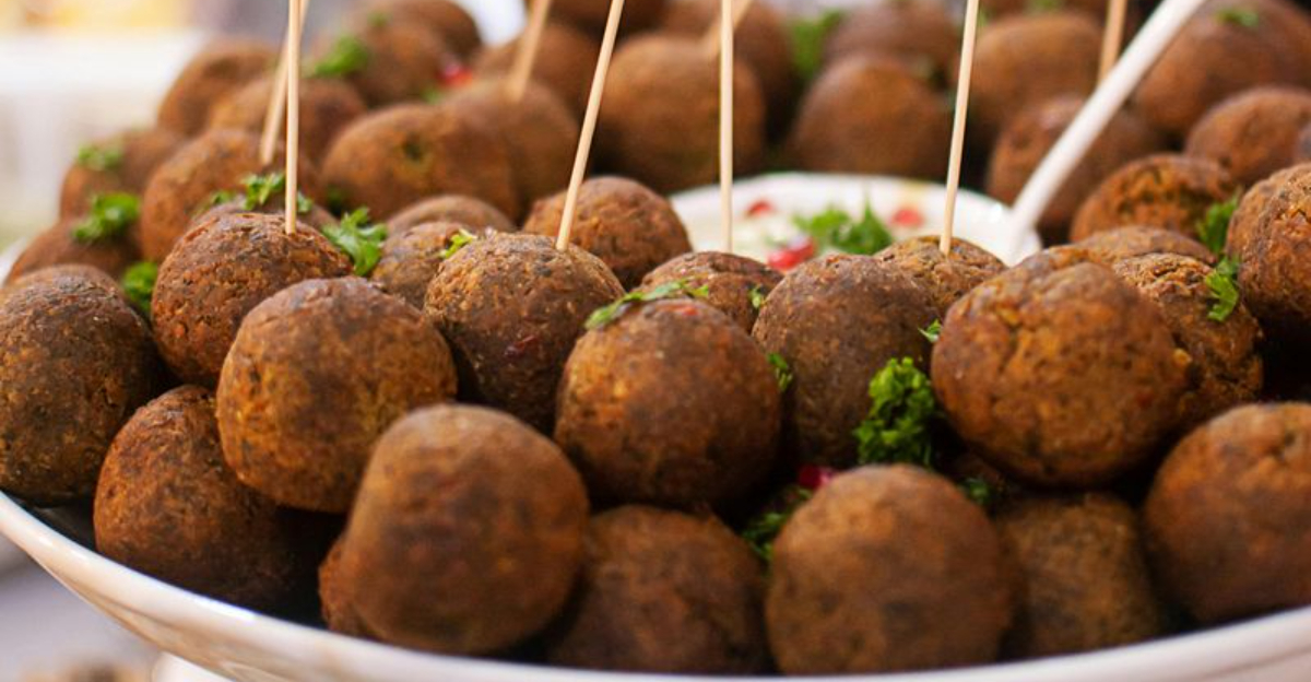 17 potluck foods nobody wants to stop seeing at family gatherings