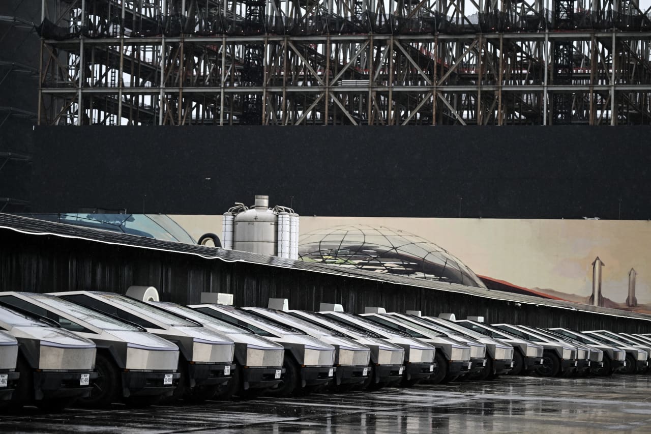 Elon Musk’s Bugs Bunny moment: Will SpaceX IPO tank Tesla stock?