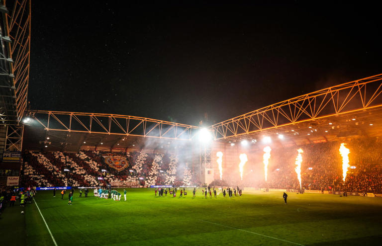 17 brilliant and dramatic photos of Hearts fans this season as derby ...