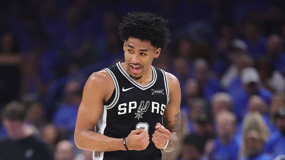 Are De'Aaron Fox and Dylan Harper playing tonight? Injury update for ...