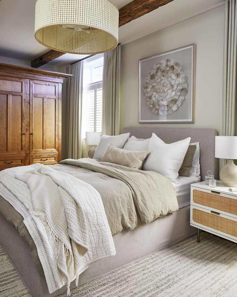 This reno magically created sunlight in a dark basement den (without ...
