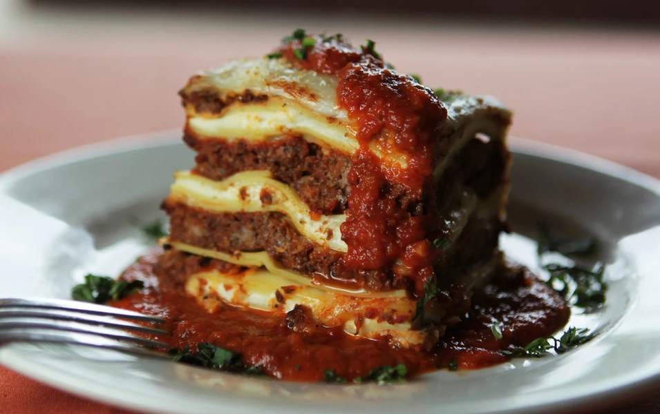 Master the art of perfect lasagna layers