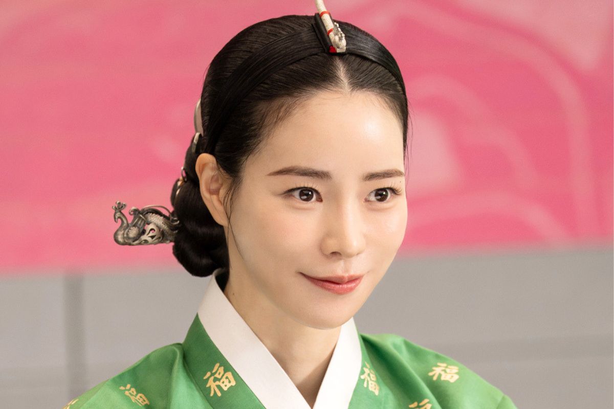 Cảnh Lim Ji Yeon phát hiện sai lệch lịch sử trong "My Royal Nemesis ...