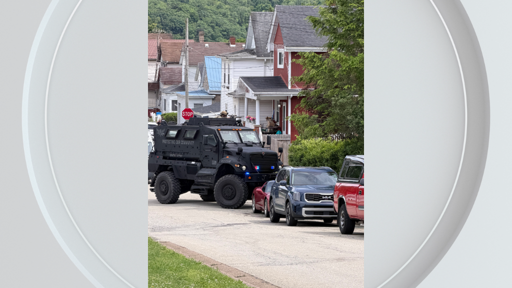 One person in custody following SWAT situation in Washington County
