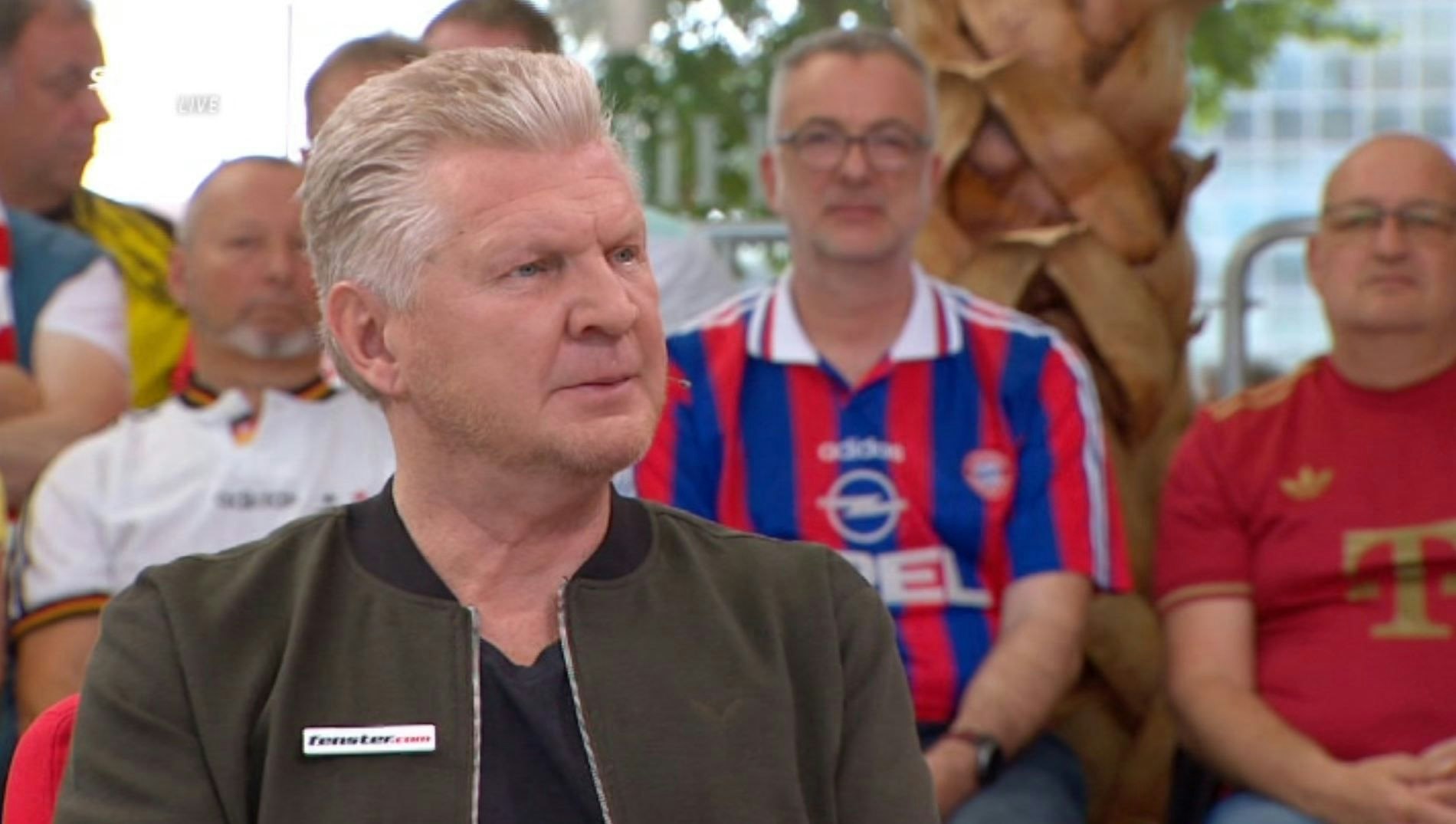 „Könnte man drüber nachdenken“: Bayern-Verdacht! Effenberg äußert ...