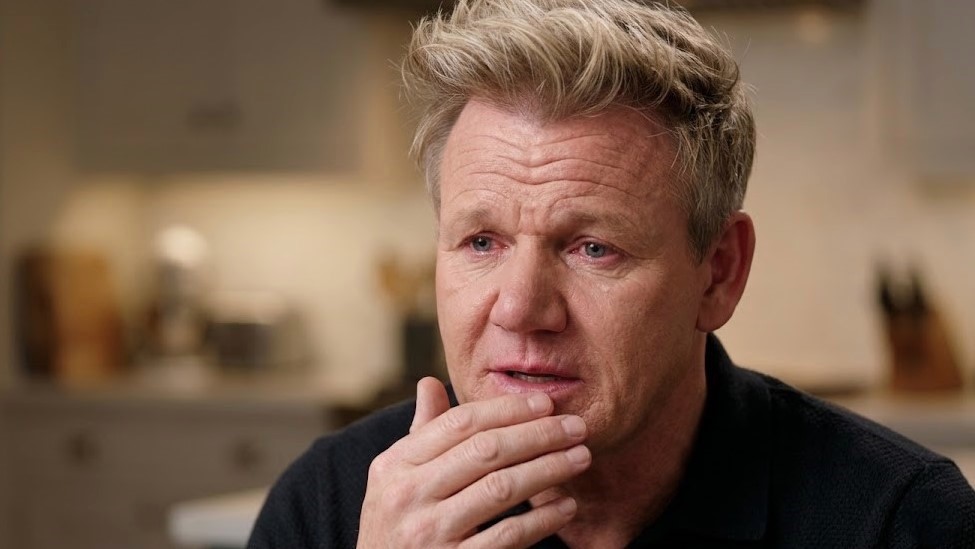 Gordon Ramsay had dinner with his best friend - hours later he fell 50 ...