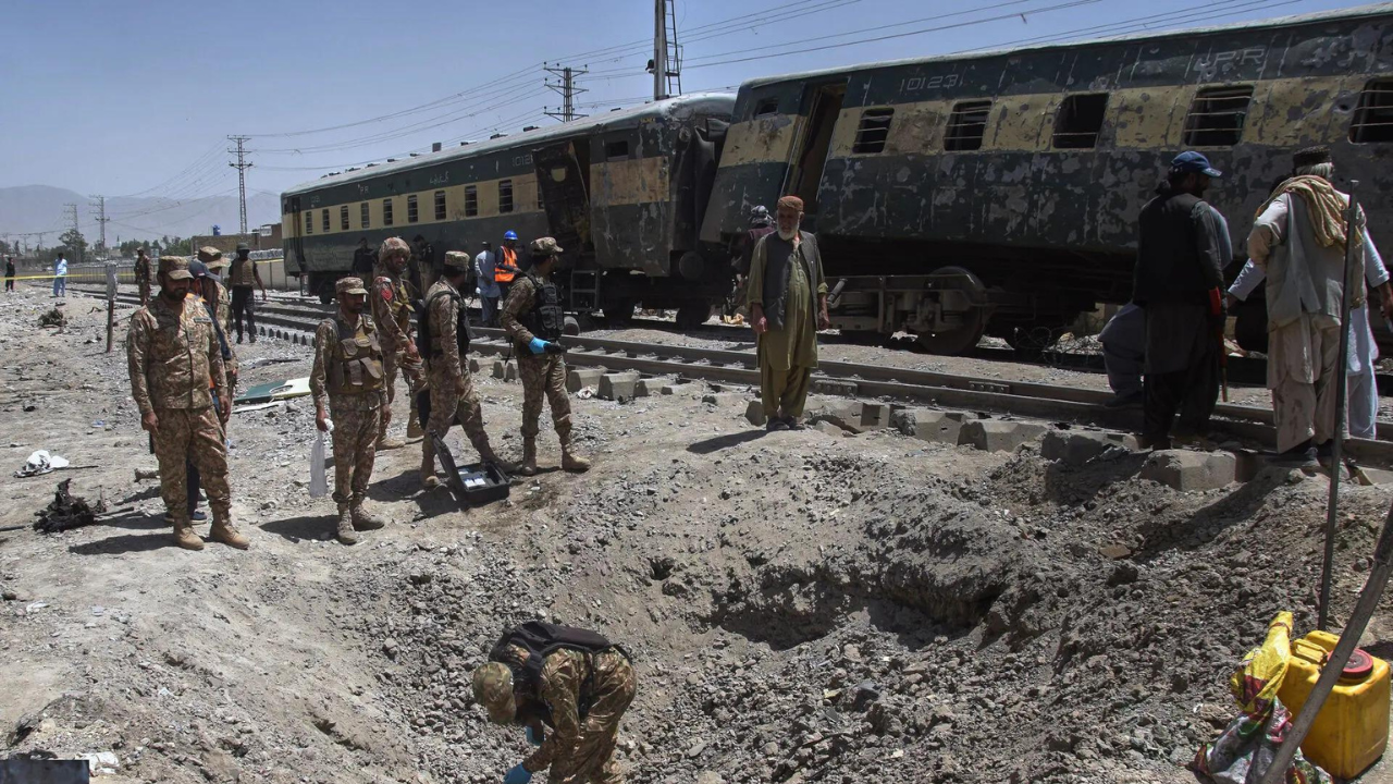Pakistan train blast: 24 killed, over 100 injured in BLA's 'fidayeen ...