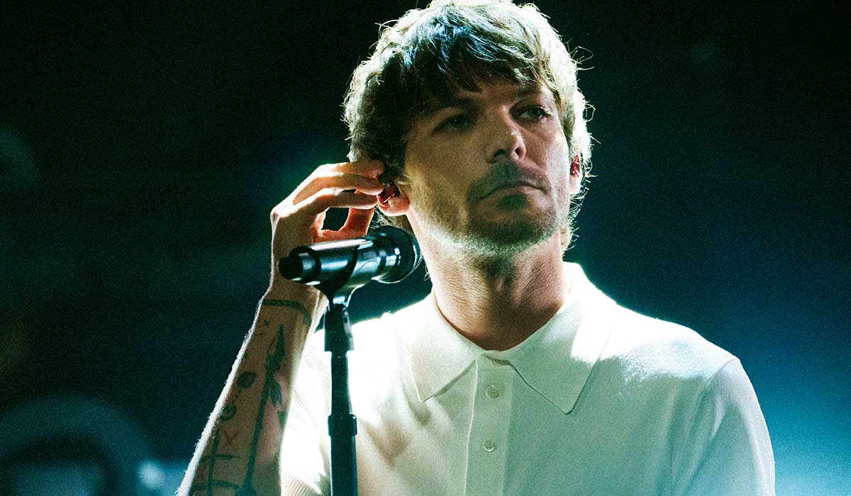 Louis Tomlinson’s sisters reveal they don’t enjoy the perks of their ...