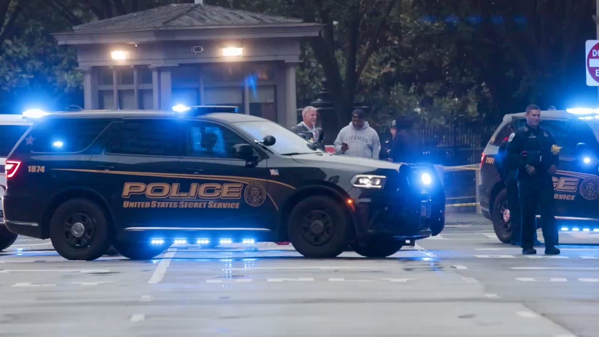 Suspect killed after opening fire near White House