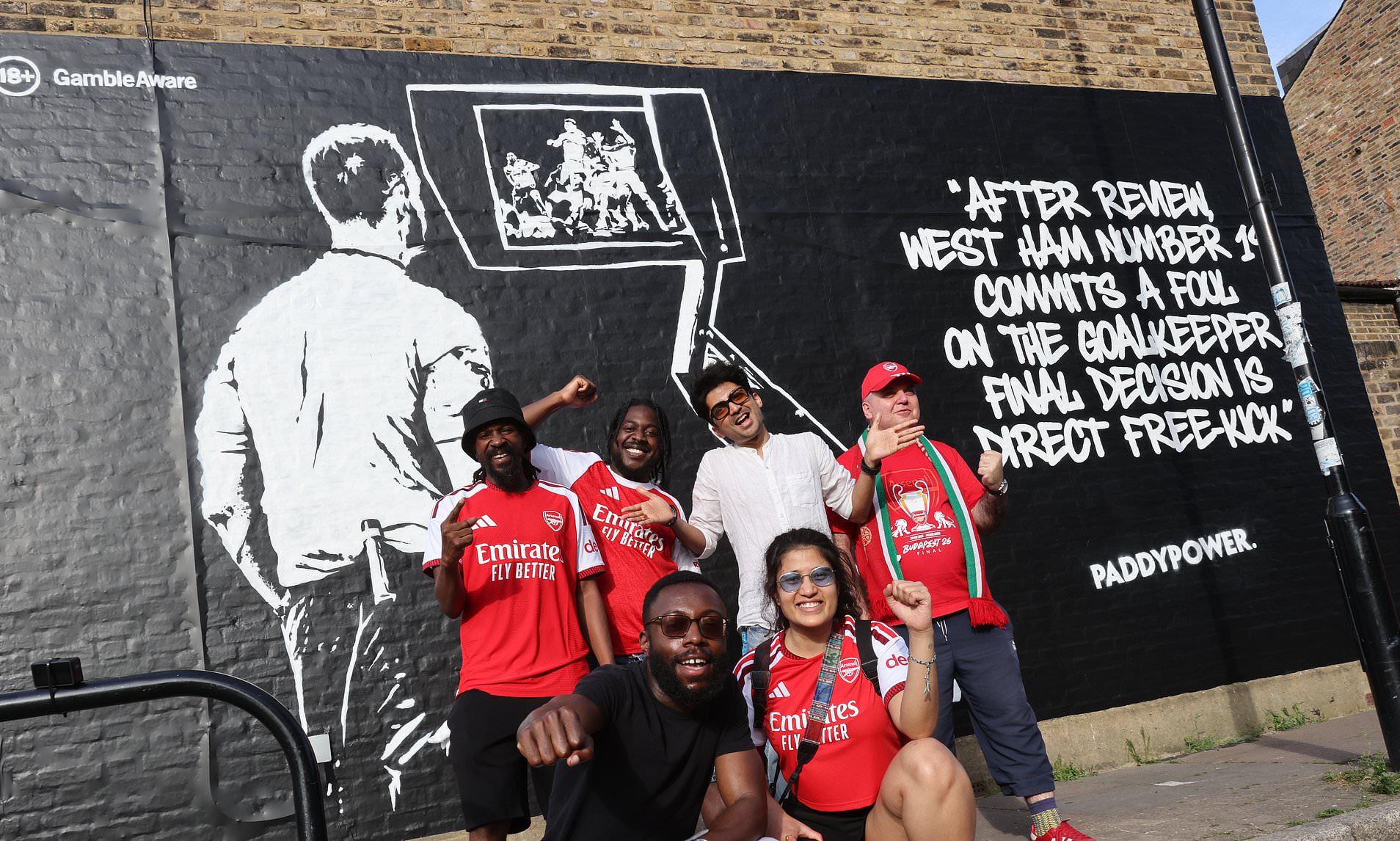 Arsenal mural celebrating controversial VAR call against West Ham goes ...
