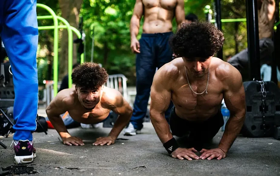 Street workout tips to build real strength anywhere