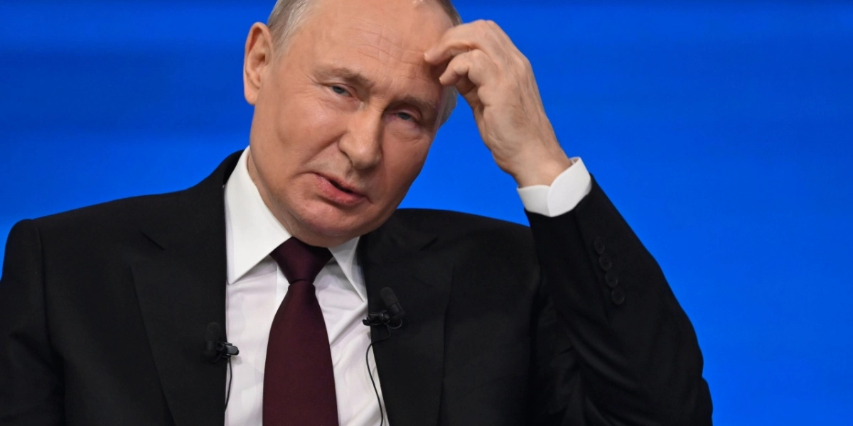 Leaked intelligence file exposes deep paranoia tearing through Putin's ...
