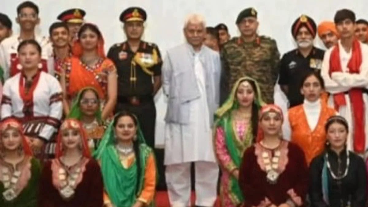 LG Sinha inspires NCC cadets to become torchbearers of national unity