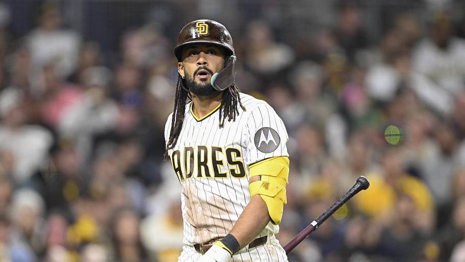 Padres notes: Friars pursuing trade, Fernando Tatis concerns grow ...