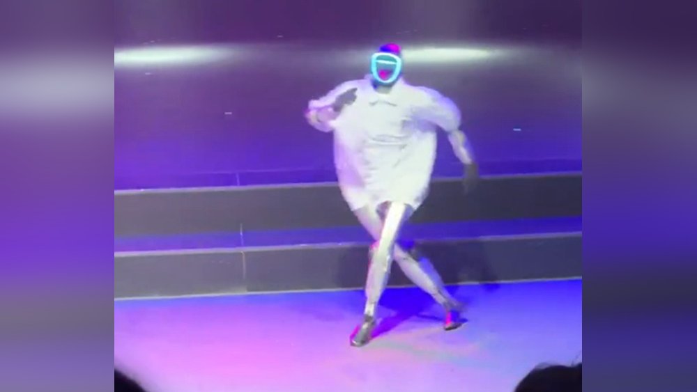 Robot dances to 'Billie Jean' and crashes to the ground