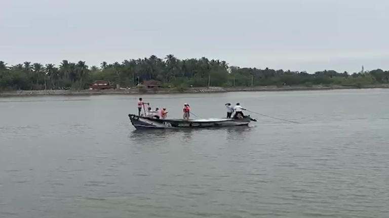 8 of family drown while collecting mussels in Karnataka river