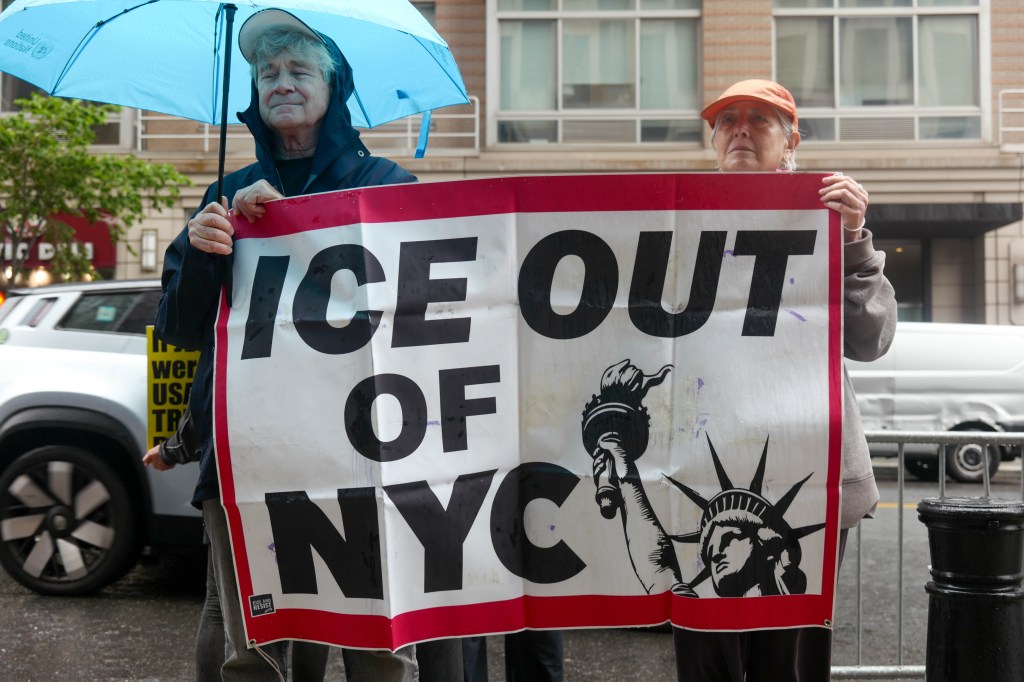 Ex-Dem NY governor gives Hochul history lesson on her anti-ICE ...