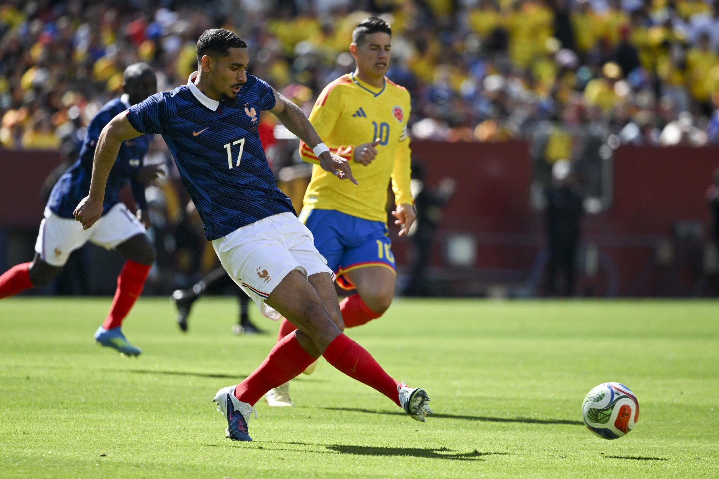 26 year old Premier League regular available for over €40m and Chelsea ...