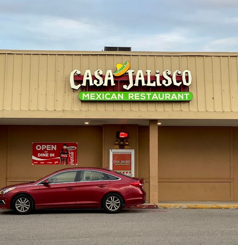 6 Mexican restaurants in Mississippi where the chips and salsa alone ...