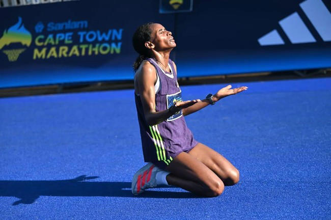 Mohamed Esa hails record-breaking Cape Town Marathon win as triumph for ...
