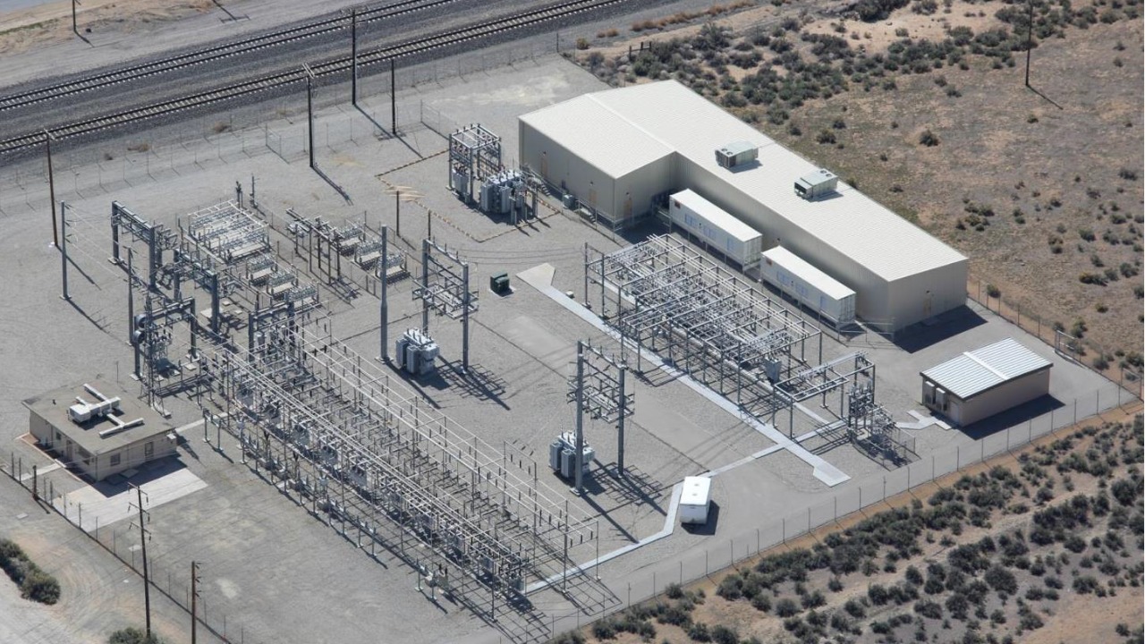 America’s grid batteries just set a record — stored electricity now ...