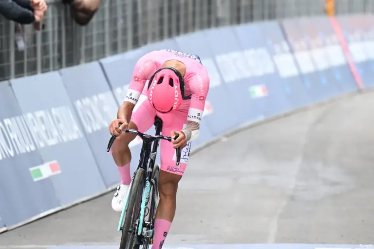 Eulálio loses pink but gains white — can he still fight for the podium?
