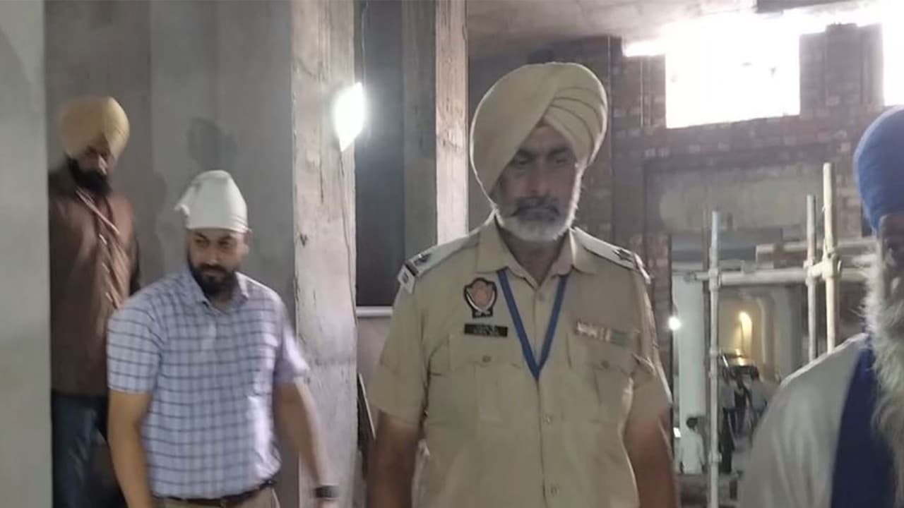 Amritsar: 2 women dead after iron plates collapse at Gurdwara Shaheed Ganj