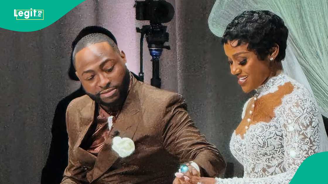 Davido and wife melt hearts with playful moment: "Na today I feel ...